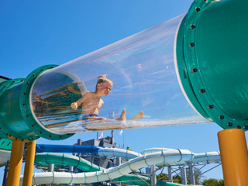 Outdoor pool and family slides - Outdoor Water Park Tiki Pool at Duinrell
