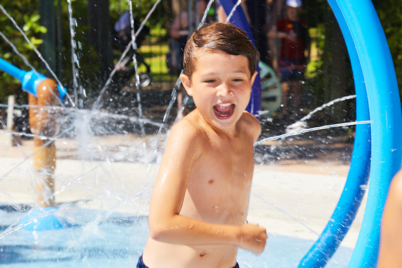 Outdoor pool and family slides - Outdoor Water Park Tiki Pool at Duinrell