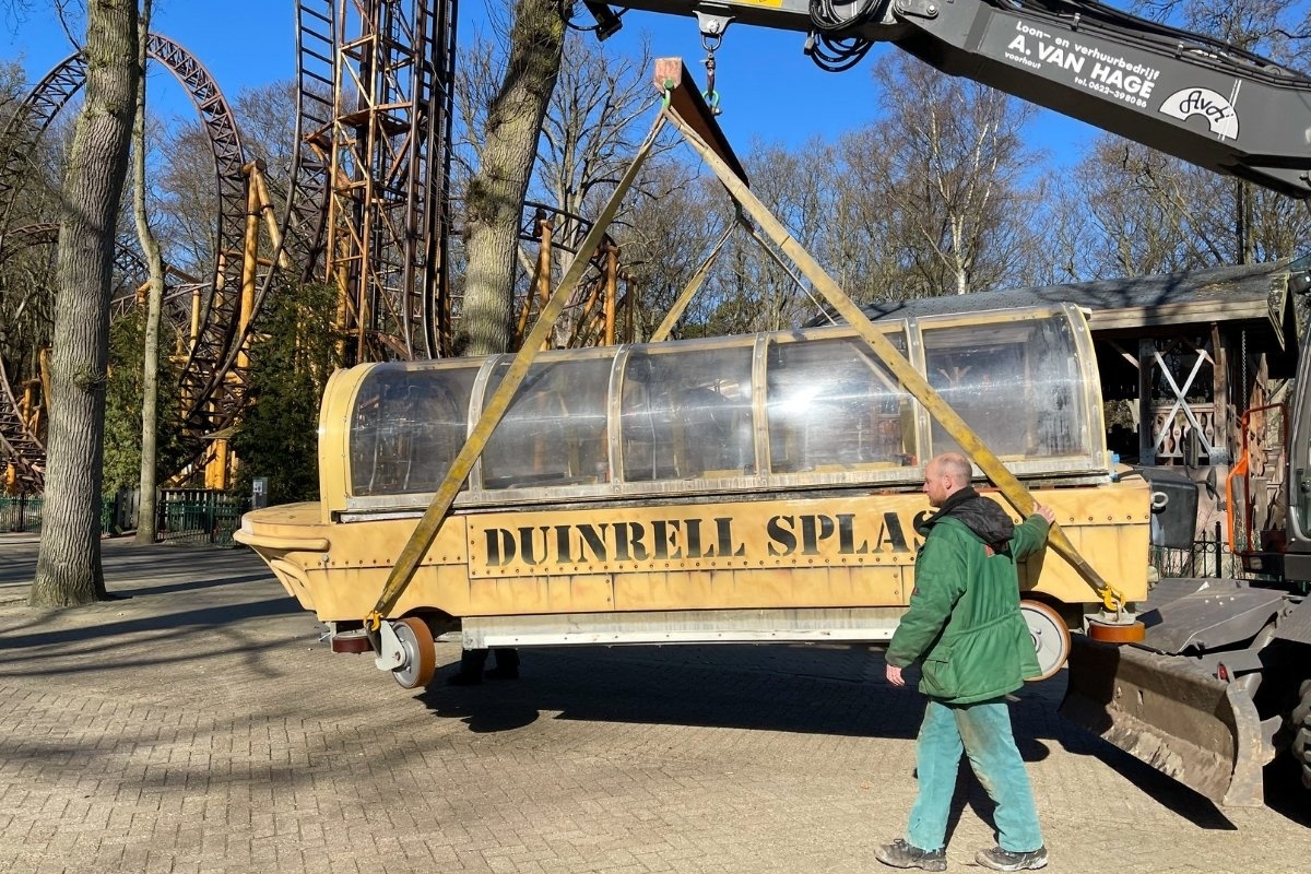 Backstage at the maintenance of the Splash - Blog - Duinrell.com