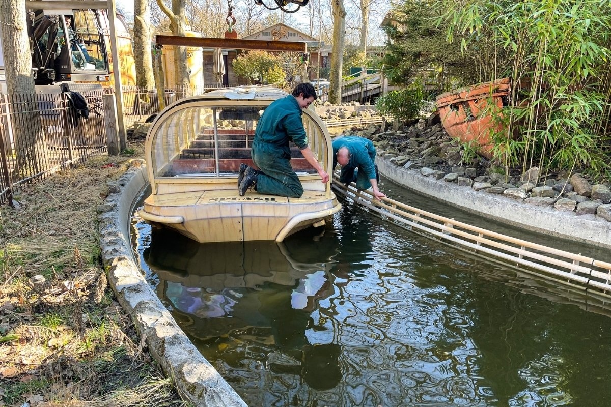 Backstage at the maintenance of the Splash - Blog - Duinrell.com