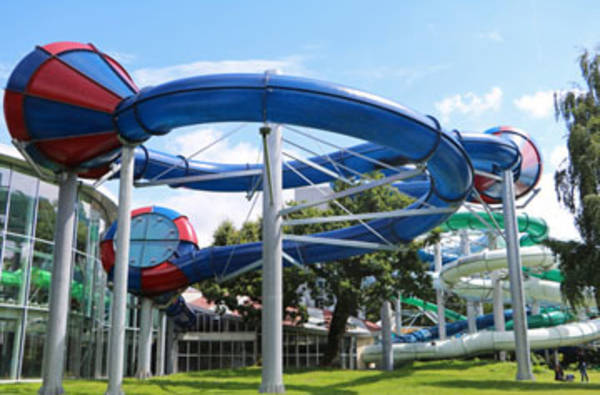 Triton - Slides - Tiki Pool - Duinrell.com