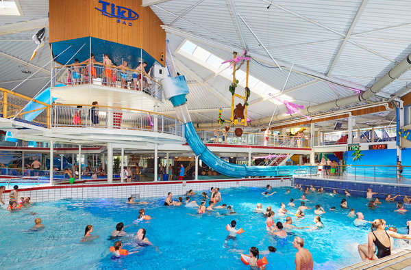 All slides - Water Park Tiki Pool - Duinrell