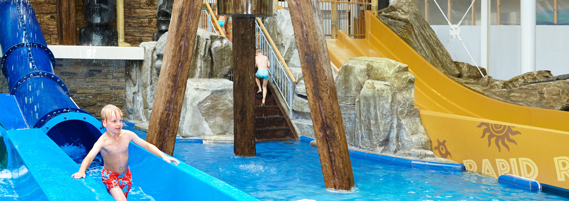 Blue Stripe - Slides - Tiki Pool - Duinrell.com