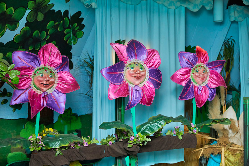 Kwakus Kwebbel Show - Shows - Duinrell.com